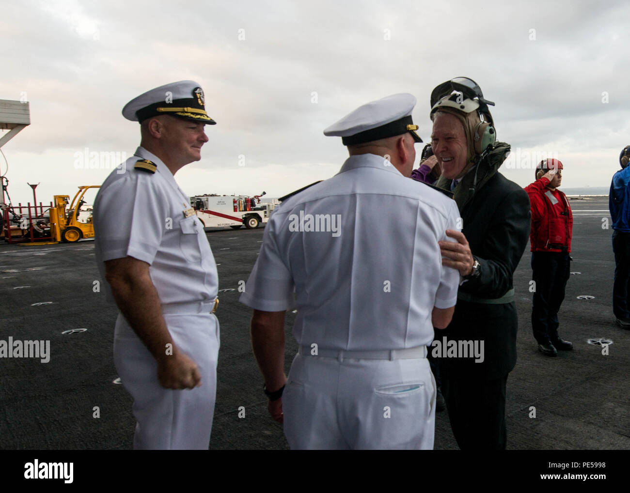 151001-N-EM227-022 TOKYO BAY, Japan (Oct. 1, 2015) Capt. Christopher ...