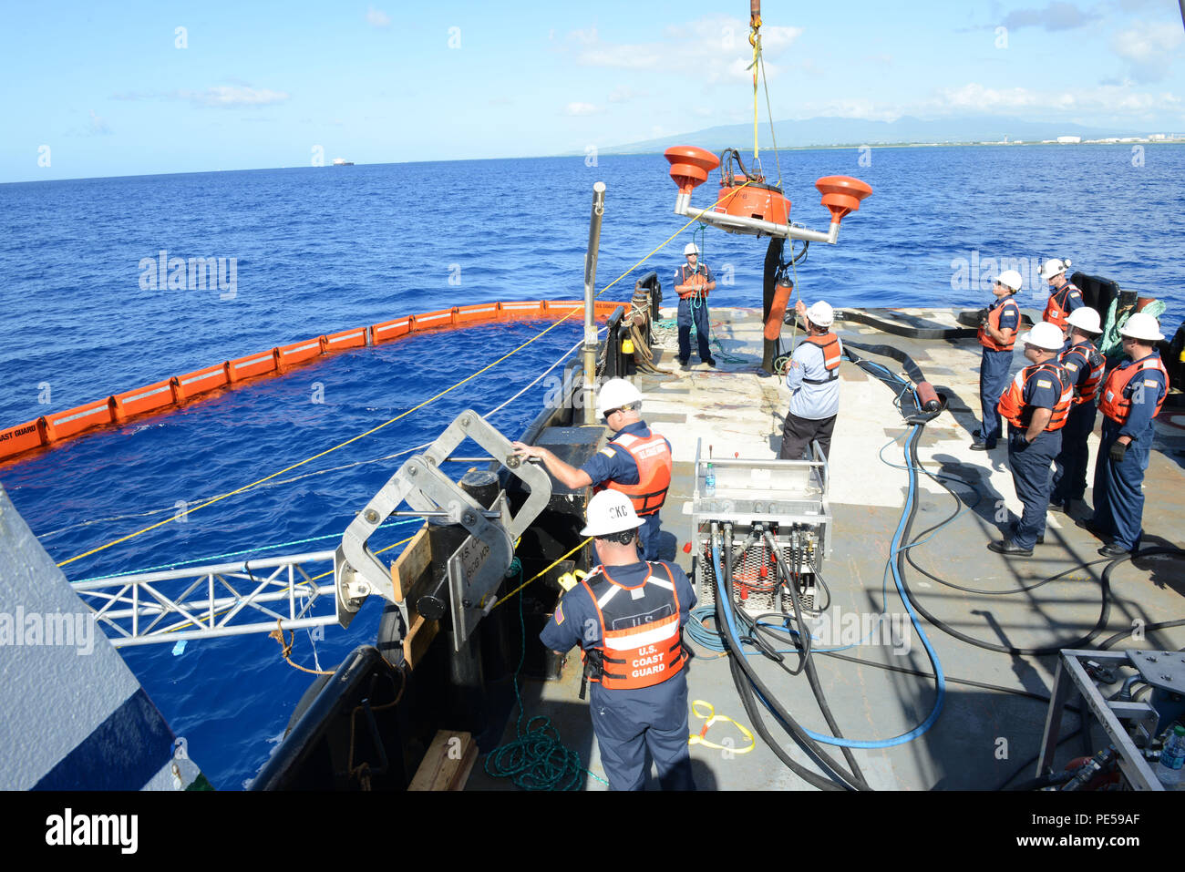 Vessel of opportunity skimming system hi-res stock photography and ...