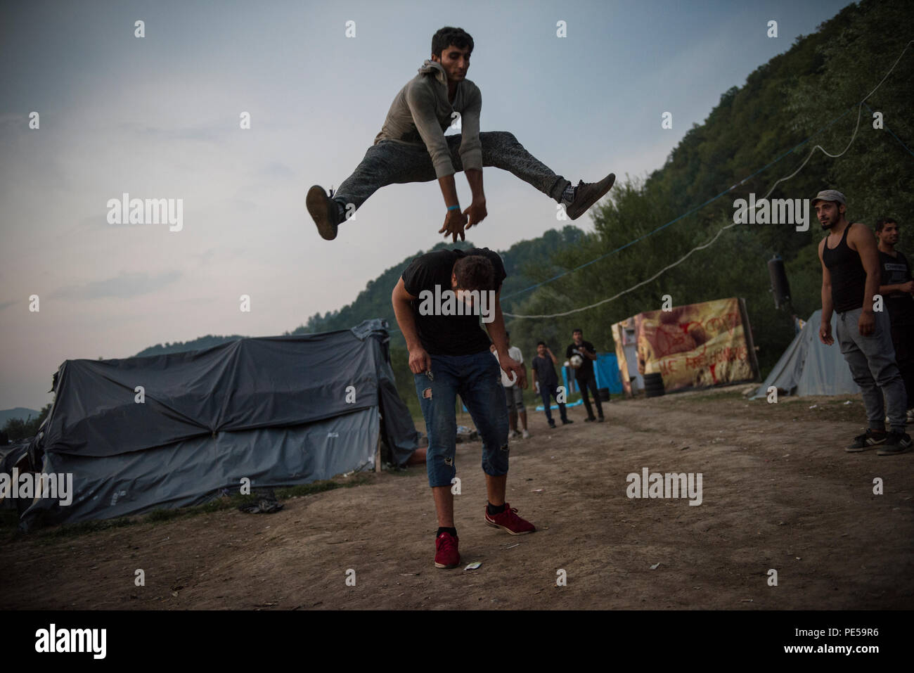 Syrian refugee man hi-res stock photography and images - Alamy