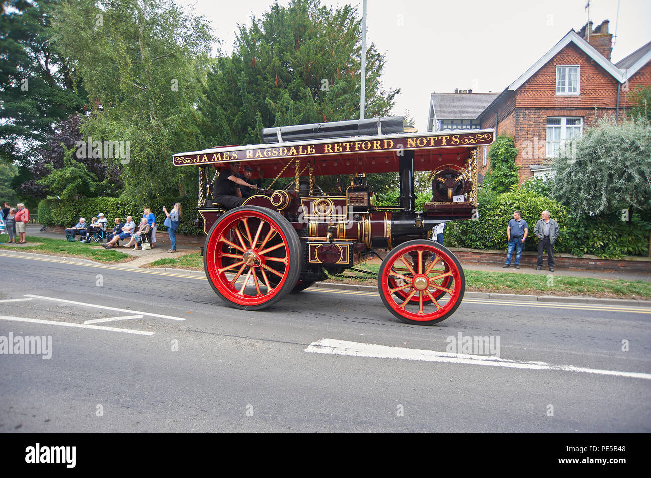 Showmans Steam traction engine on the Driffield steam rally "road run ...