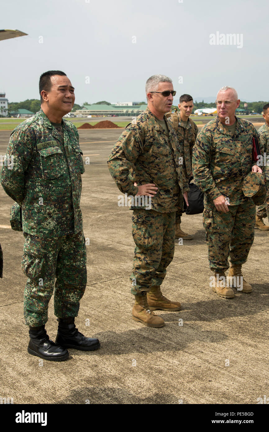 Gen paul kennedy hi-res stock photography and images - Alamy