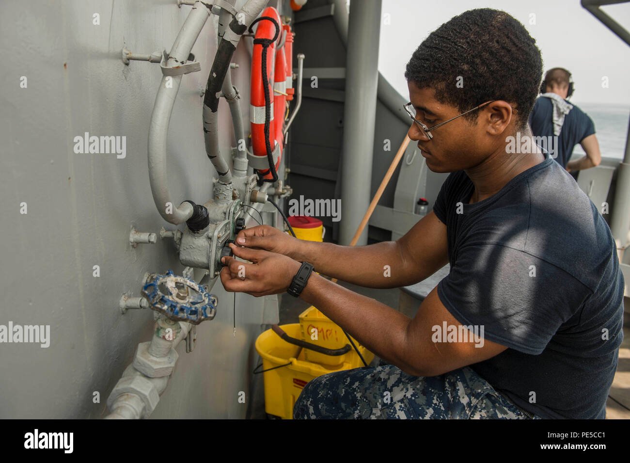 151002-N-MD297-003 ARABIAN GULF (Oct. 2, 2015) Seaman Andrew Lopez ...