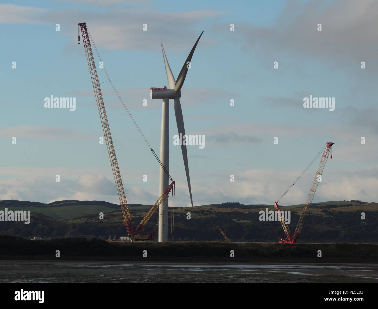 Hunterston offshore wind turbine test facility hi-res stock photography ...