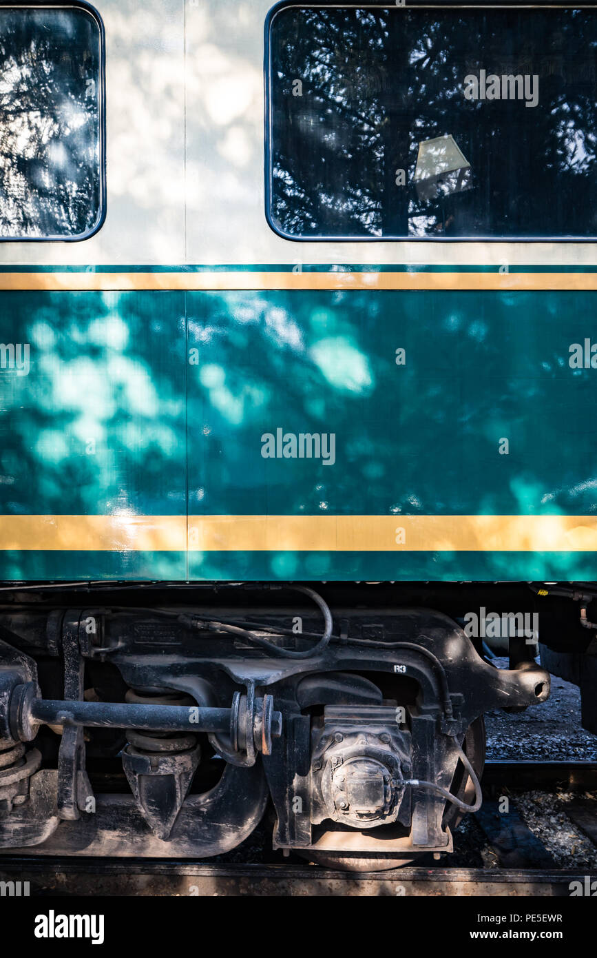 Car window shade hi-res stock photography and images - Alamy