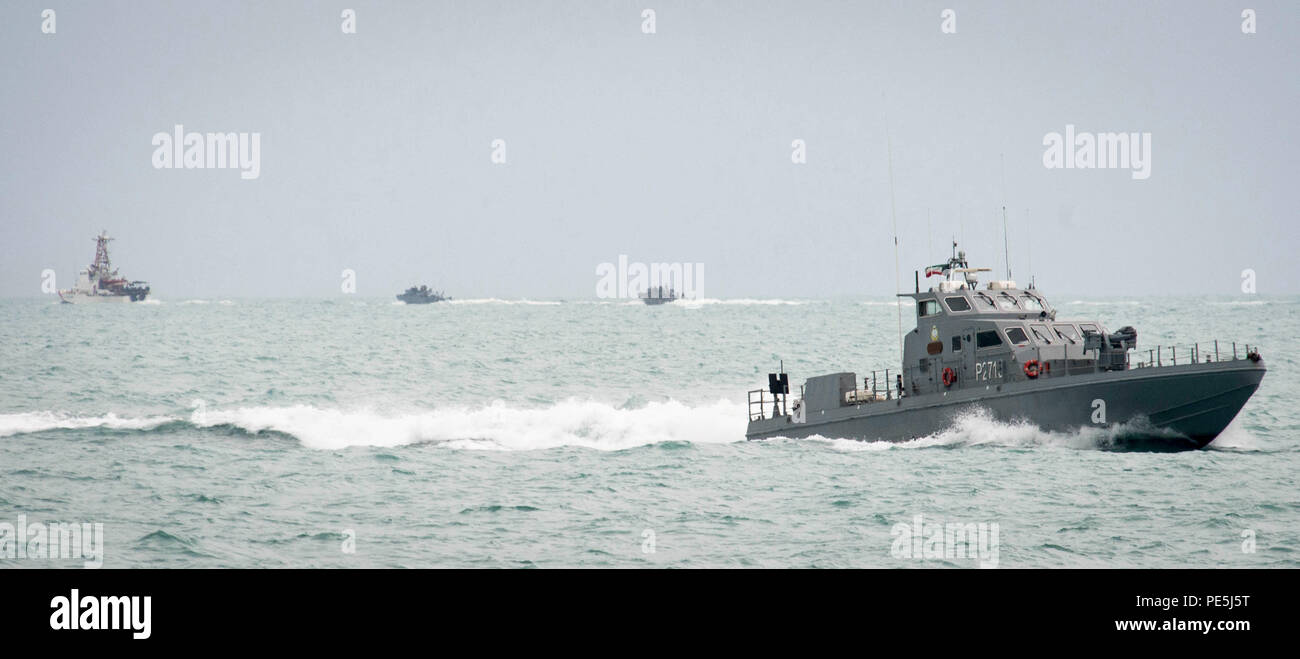 151103-N-CJ186-285 ARABIAN GULF (Nov. 3, 2015) Kuwait Naval Forces Ship ...