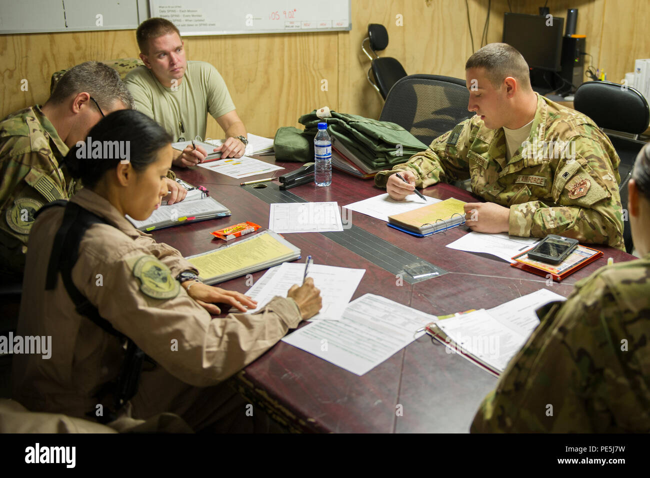 455th expeditionary medical operation squadron hi-res stock photography ...