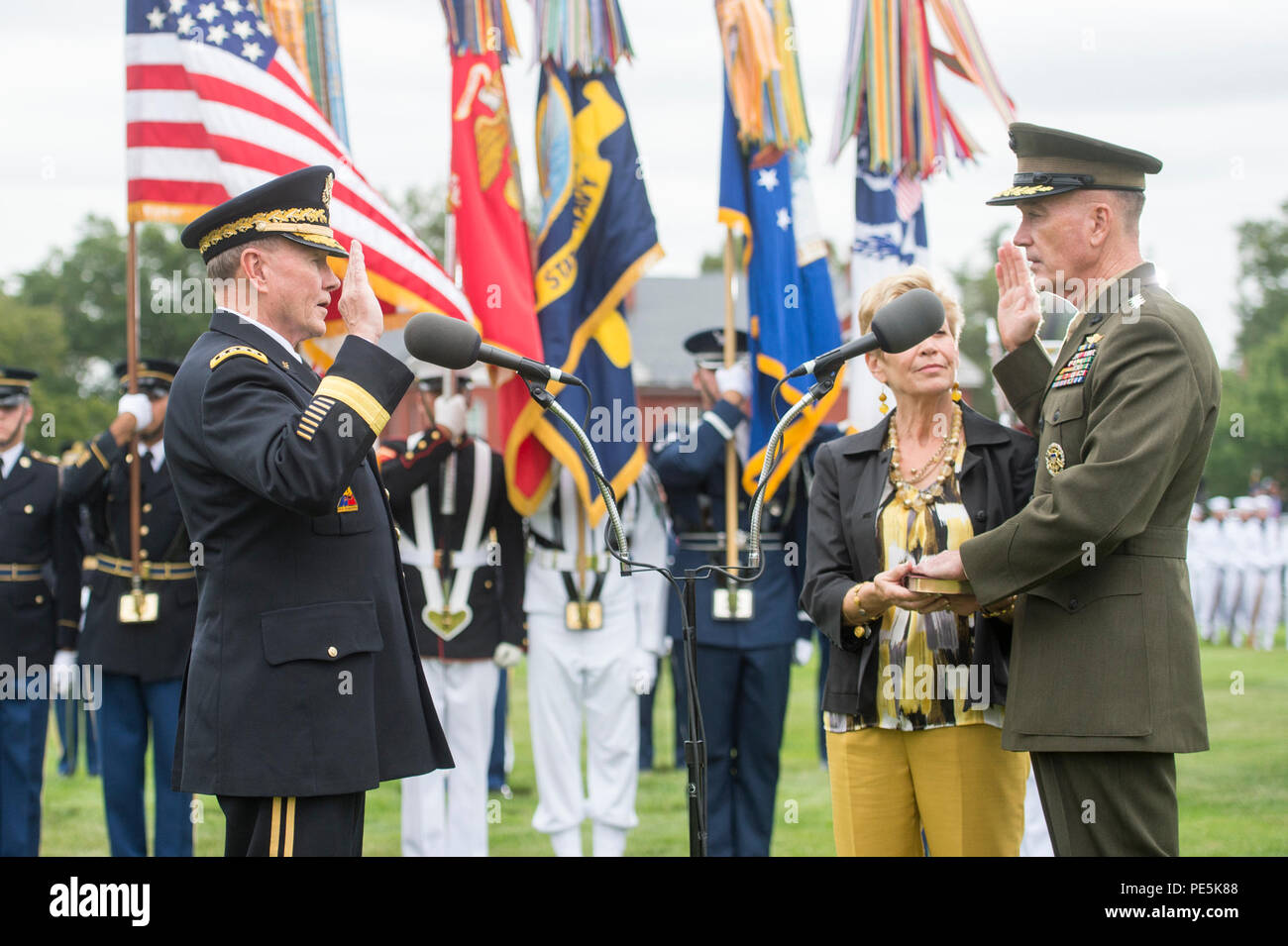 Marine General Joseph Dunford is sworn in as the 19th chairman of the ...