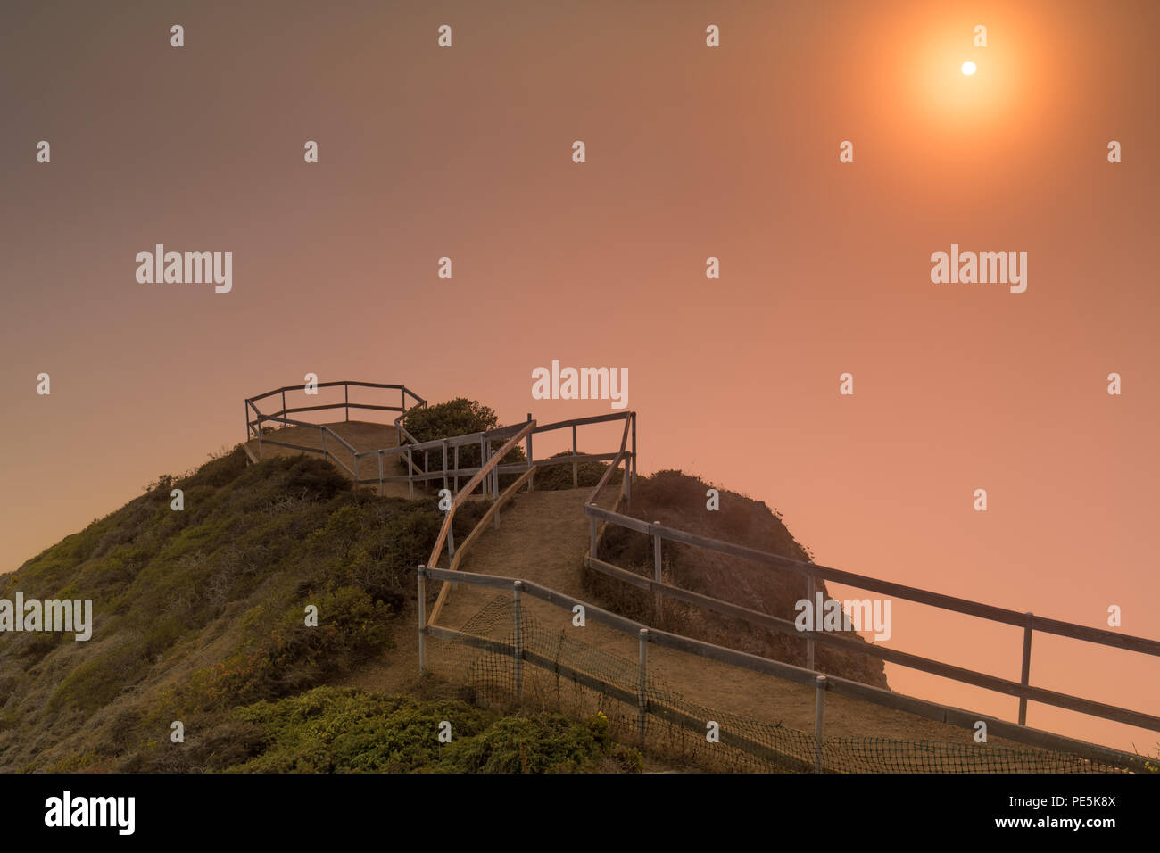 Muir Beach Overlook foggy sunset on a summer evening Stock Photo - Alamy