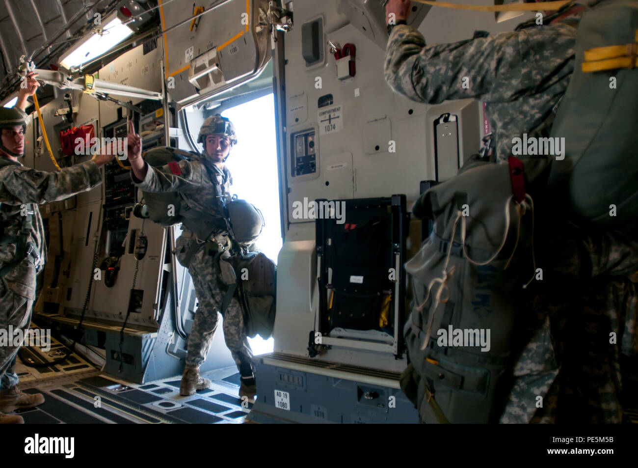 Jumpmaster from 2nd brigade hi-res stock photography and images - Alamy