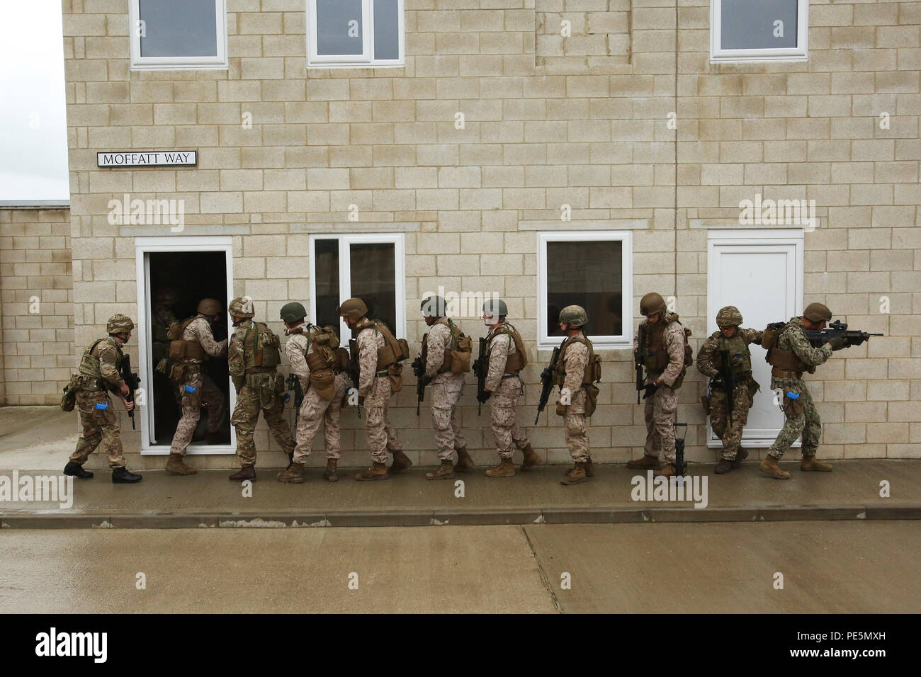 U.S. Marines and British Royal Commandos jointly conduct close-quarters ...