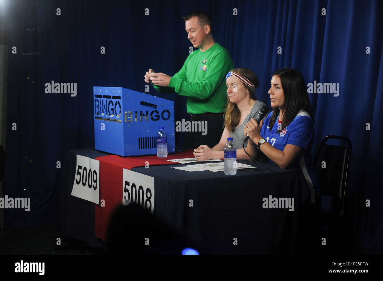 150927-N-GR120-014 ARABIAN GULF (Sept. 27, 2015) – Megan Villapudua ...