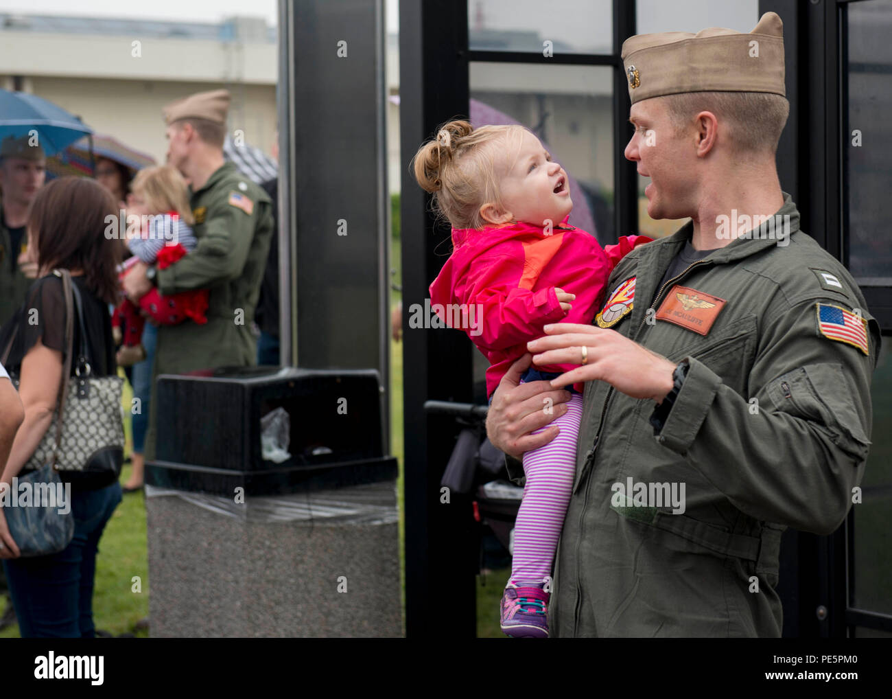 151001-N-EI558-046 NAVAL AIR FACILITY ATSUGI, Japan (Oct. 1, 2015 ...