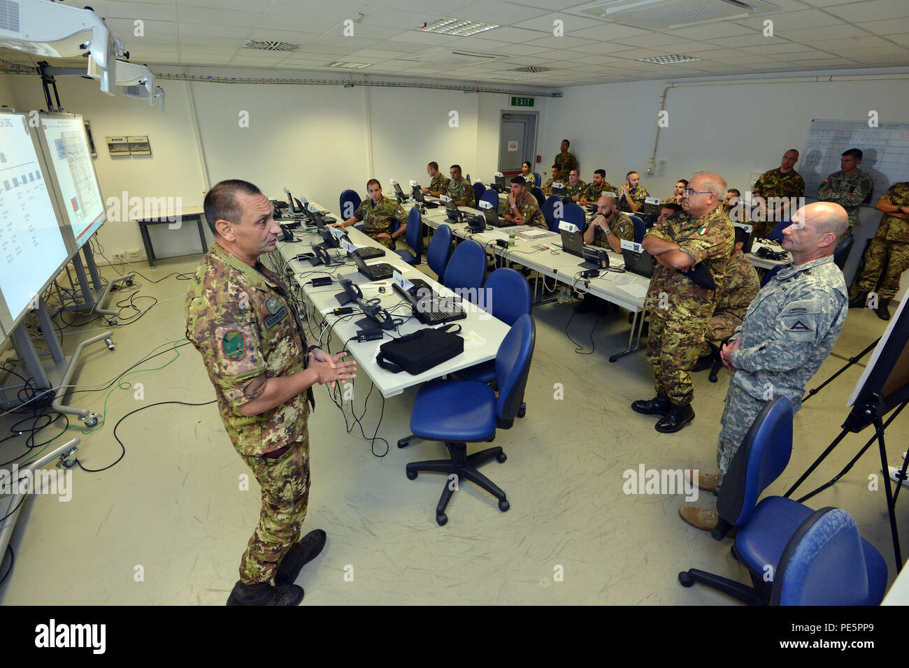 Lt col matthew denny hi-res stock photography and images - Alamy