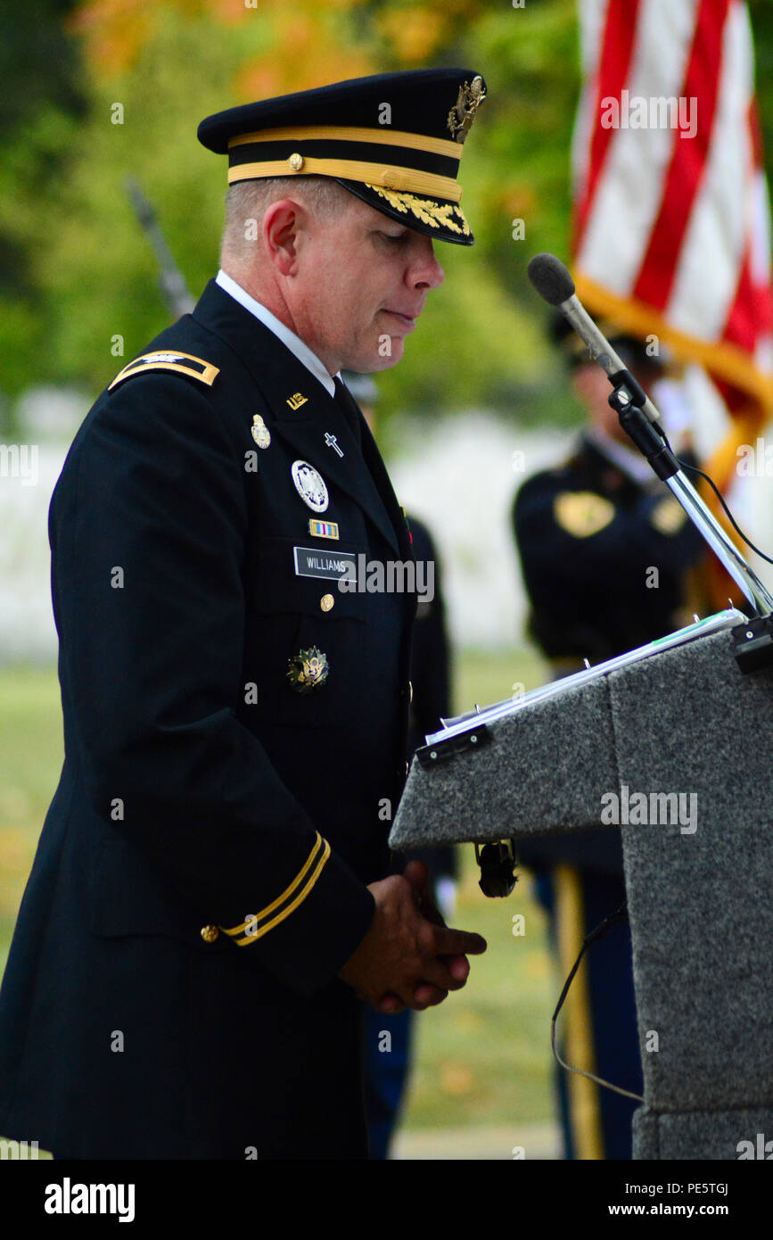 Col. Kenneth R. Williams, Pentagon chaplain, prays at Arlington ...