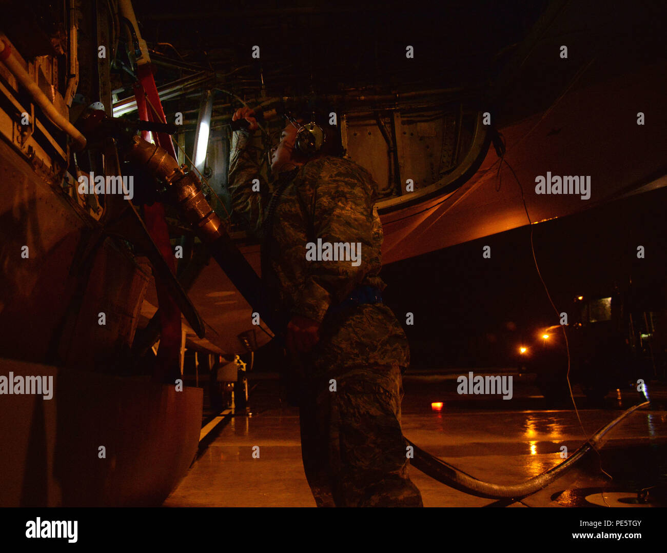 U.S. Air Force Staff Sgt. Phillip Edwards, KC-135 Stratotanker crew ...