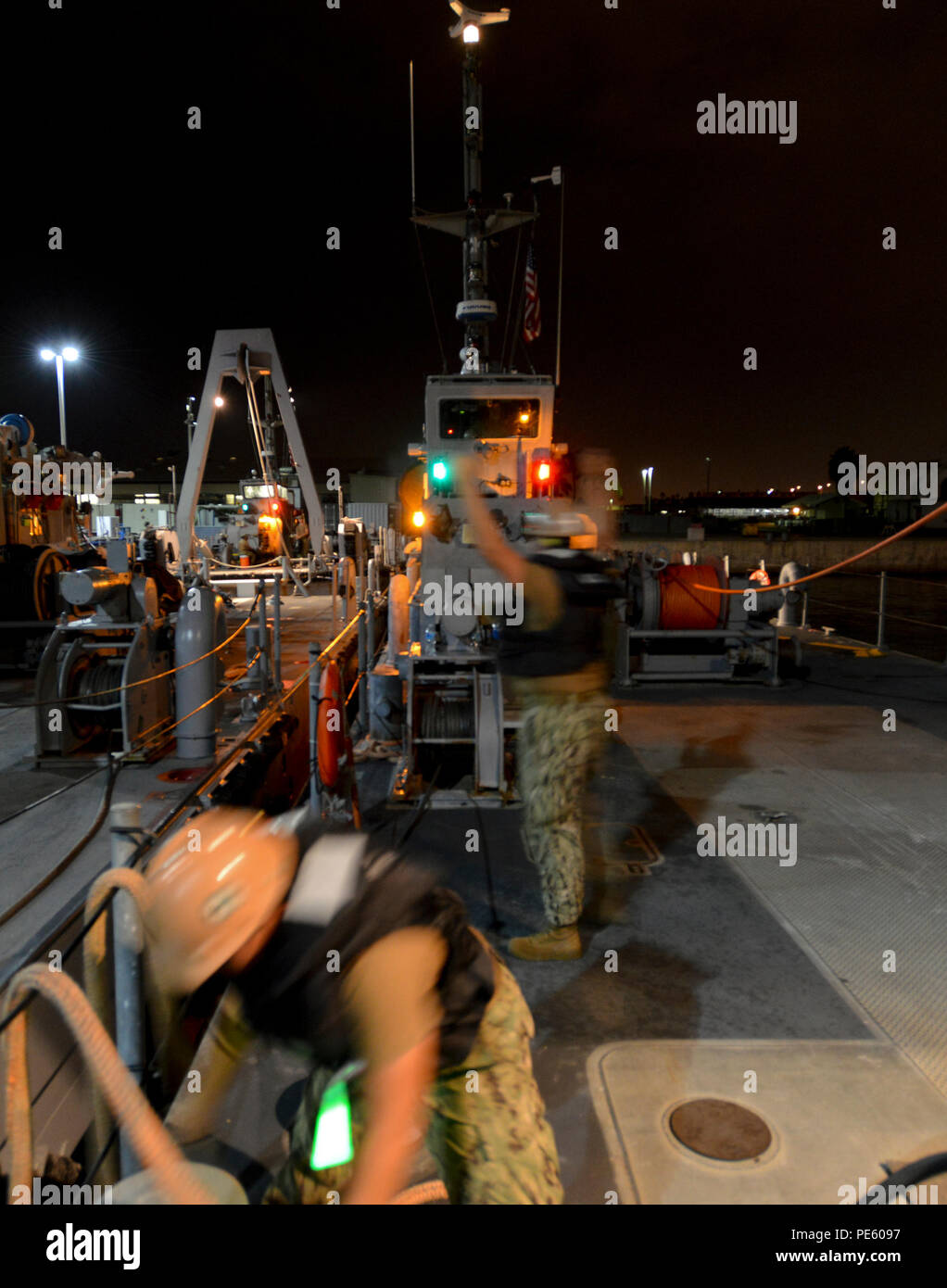 150922-N-KK081-026 SAN DIEGO (Sept. 22, 2015) – Sailors, attached to ...