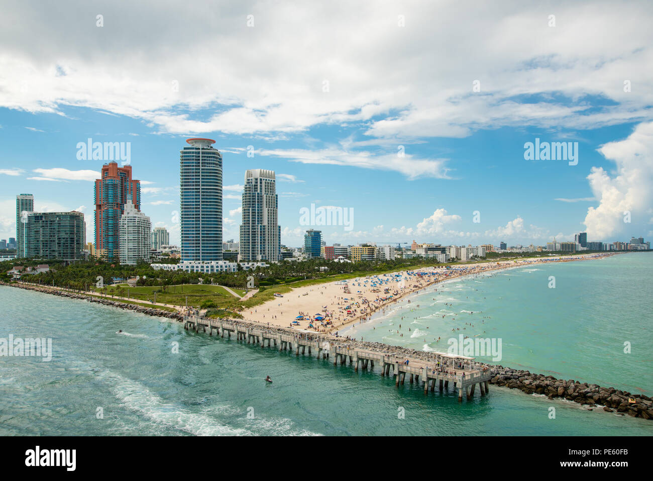 Miami aerial hi-res stock photography and images - Alamy