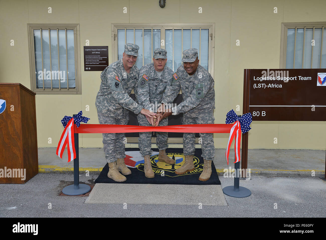 Maj. Gen. Kevin G. O'Connell (Left), commanding general of U.S. Army ...