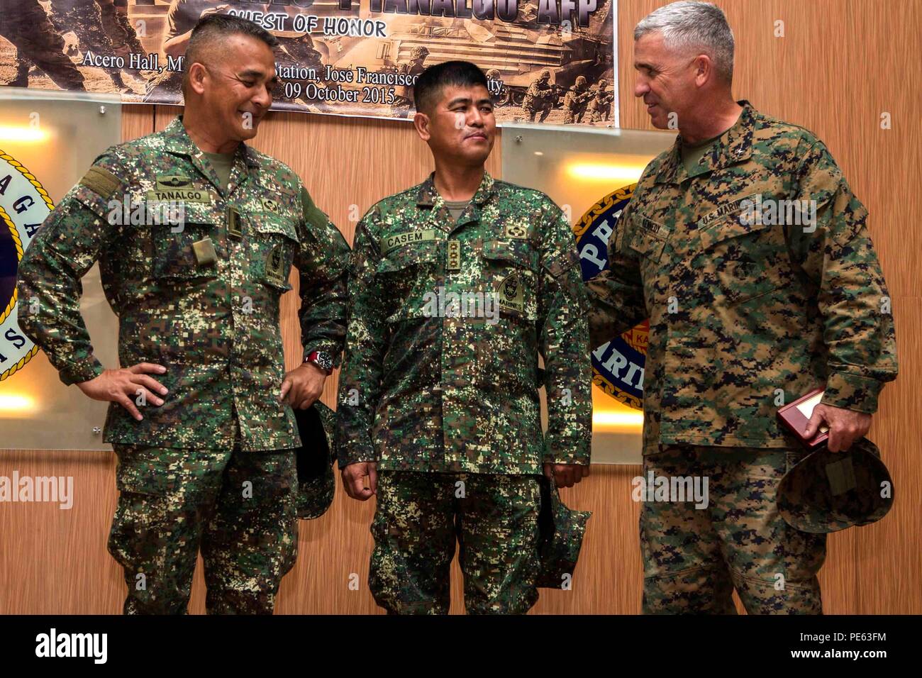 Philippine Marine Corps Maj. Gen. Romeo T. Tanalgo (left), with the ...