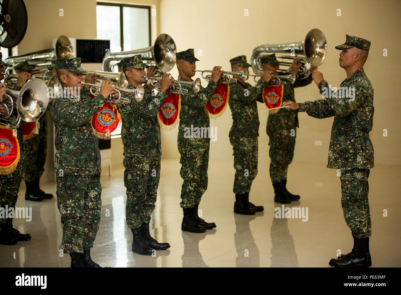 The Philippine Marine Corps Band plays the U.S. and Philippine National ...