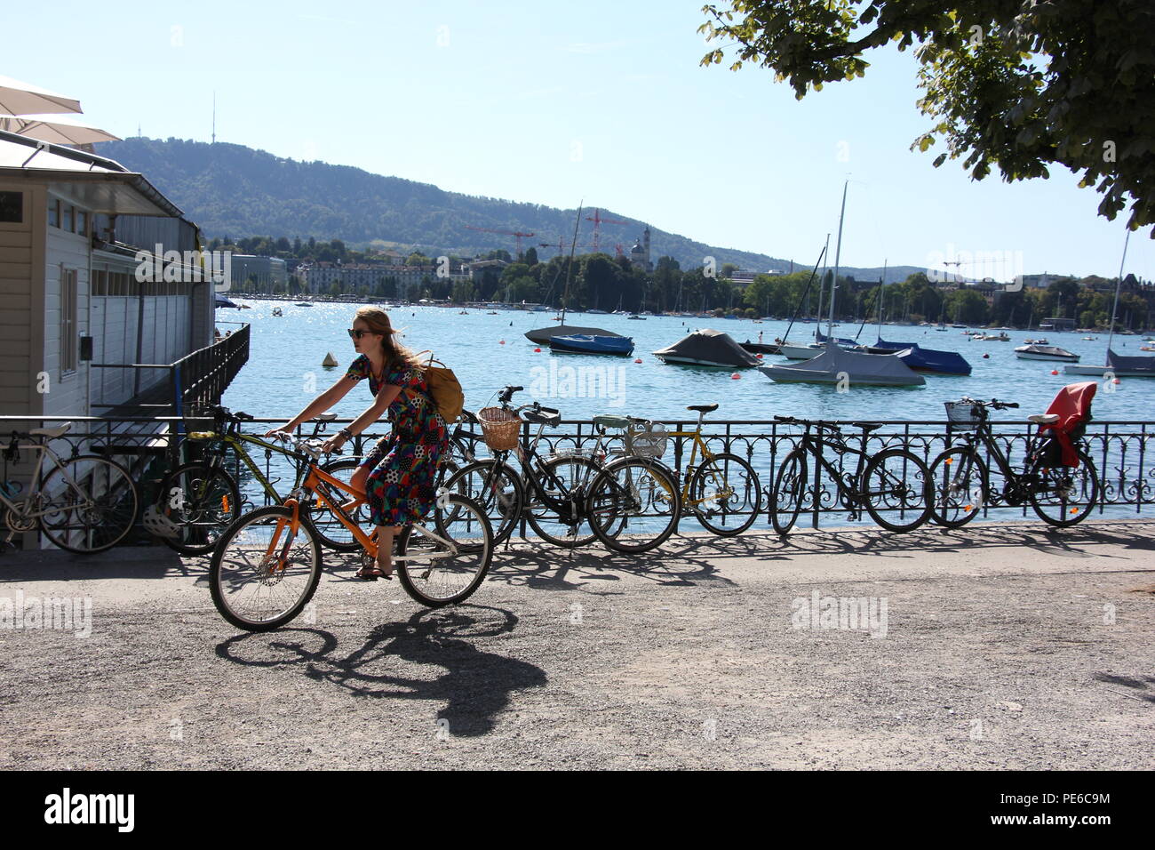 Zurich, Switzerland. 12th Aug 2018. Beautiful summer day as the ...