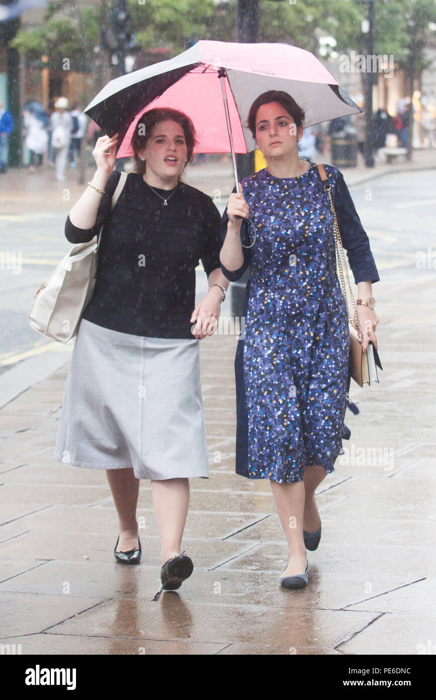 Dull day in london hi-res stock photography and images - Alamy