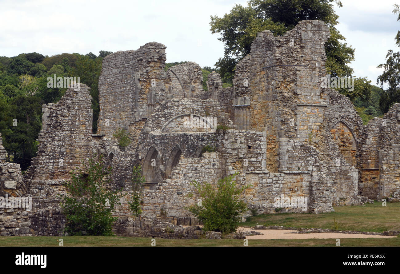 Thirteenth century bayham abbey hi-res stock photography and images - Alamy