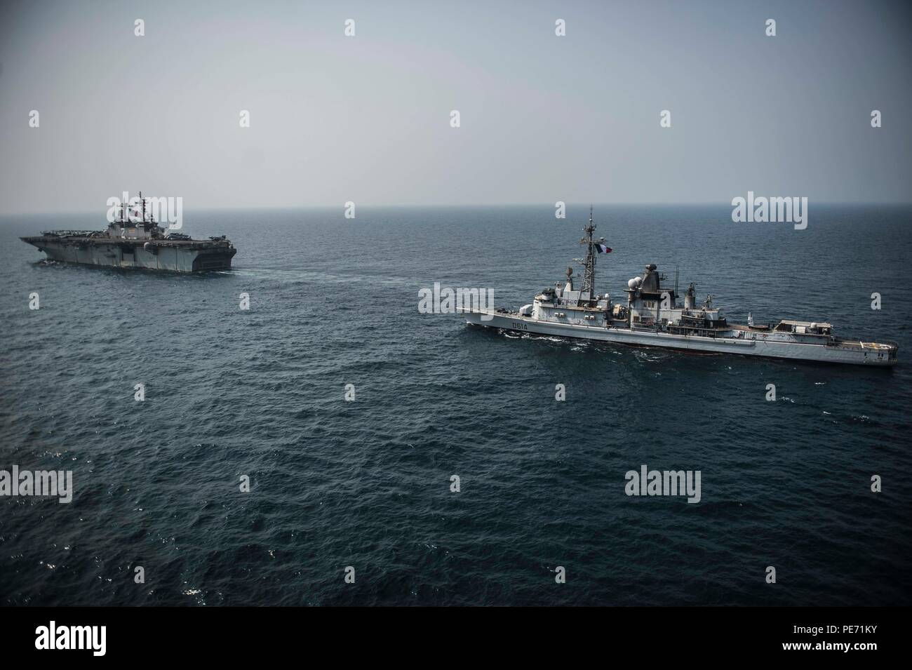 Uss essex frigate hi-res stock photography and images - Alamy