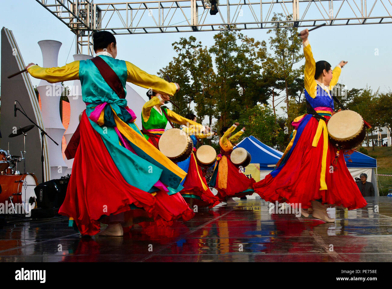 Korean Women Perform A Traditional Korean Drum Routine Called Ogomu