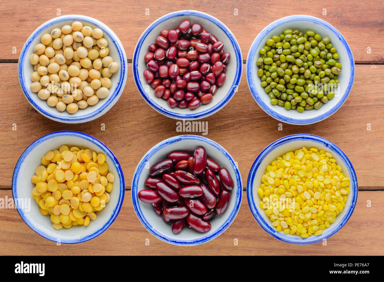 Different beans hi-res stock photography and images - Alamy