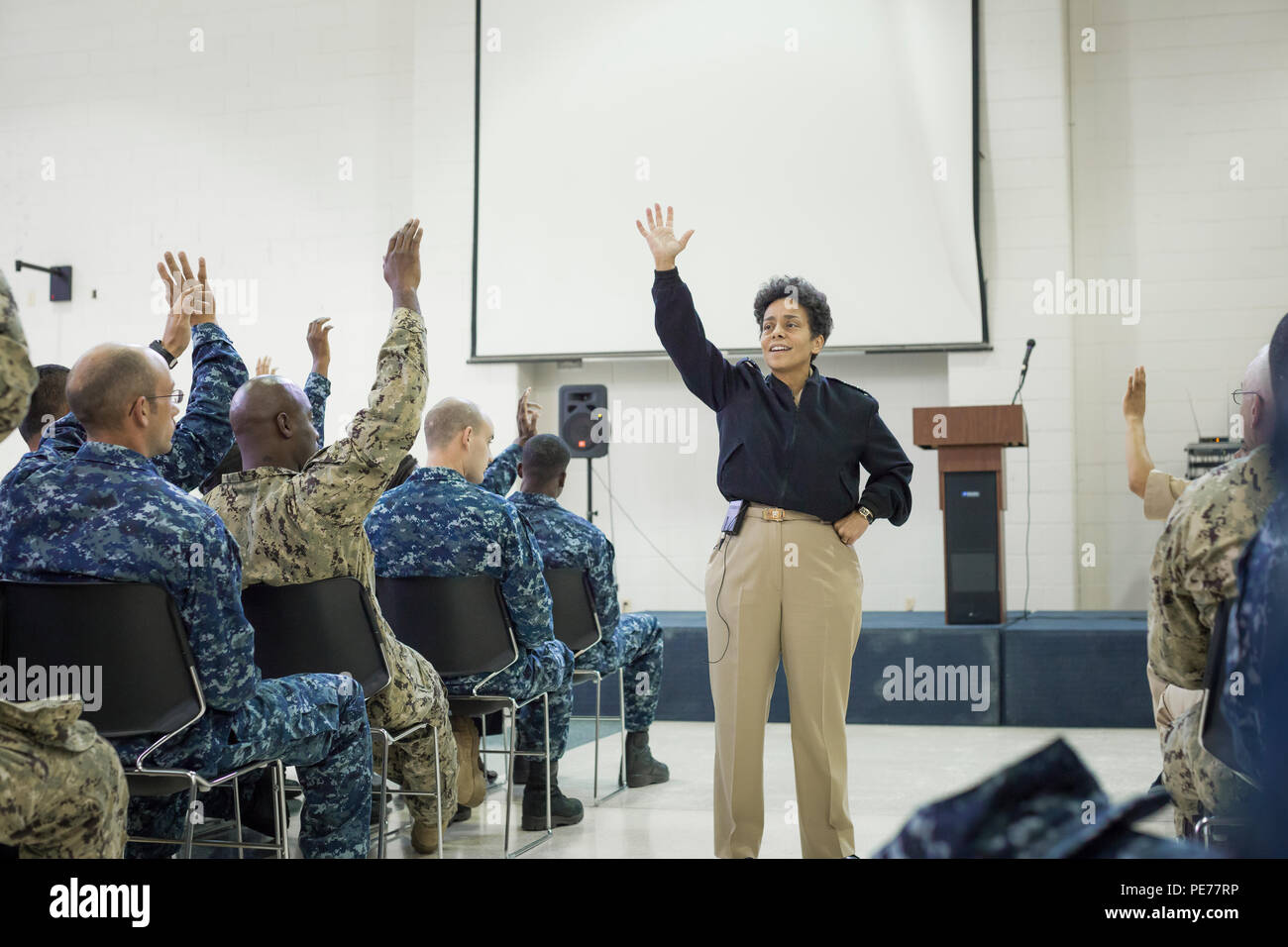 151024-N-YO069-074 ATLANTA (Oct. 24, 2015) Vice Chief of Naval ...