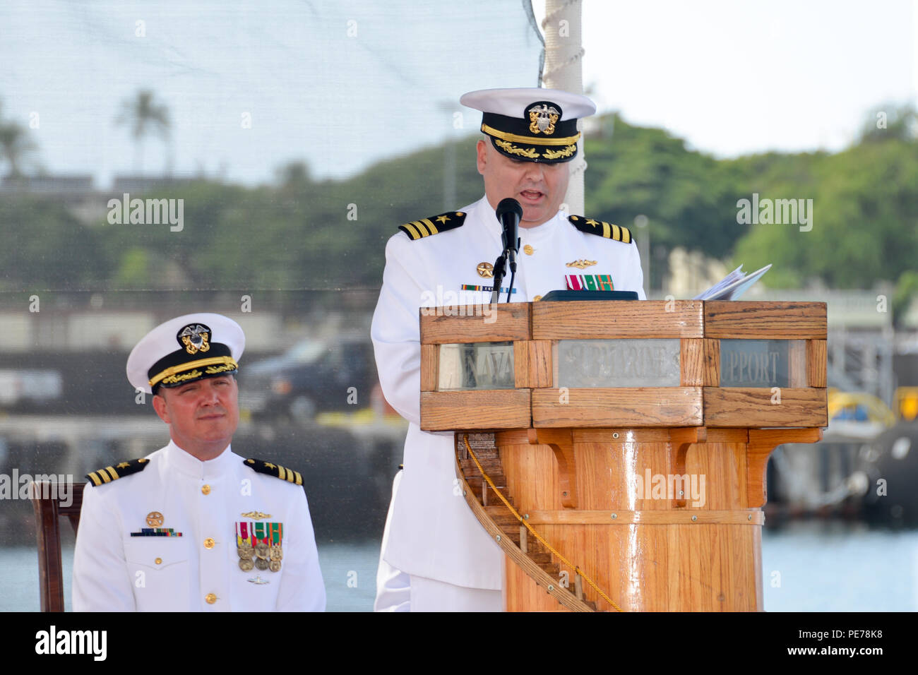 JOINT BASE PEARL HARBOR-HICKAM, Hawaii (Oct. 30, 2015) Commander ...