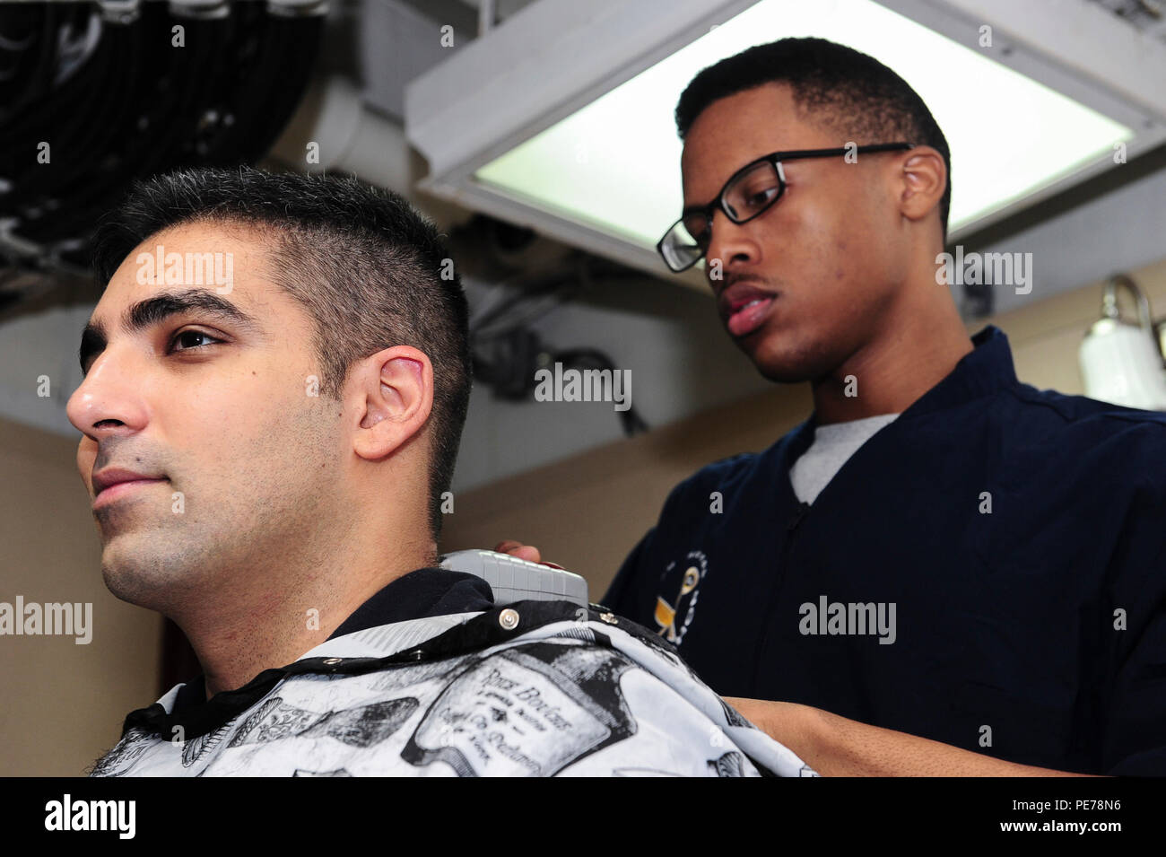 151029-N-WO968-050 SOUTH CHINA SEA (Oct. 29, 2015) – Lt. Cmdr. Sameer ...