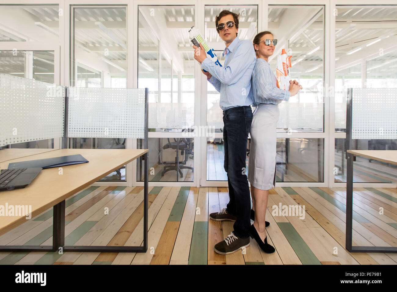 Laughing office interior hi-res stock photography and images - Alamy