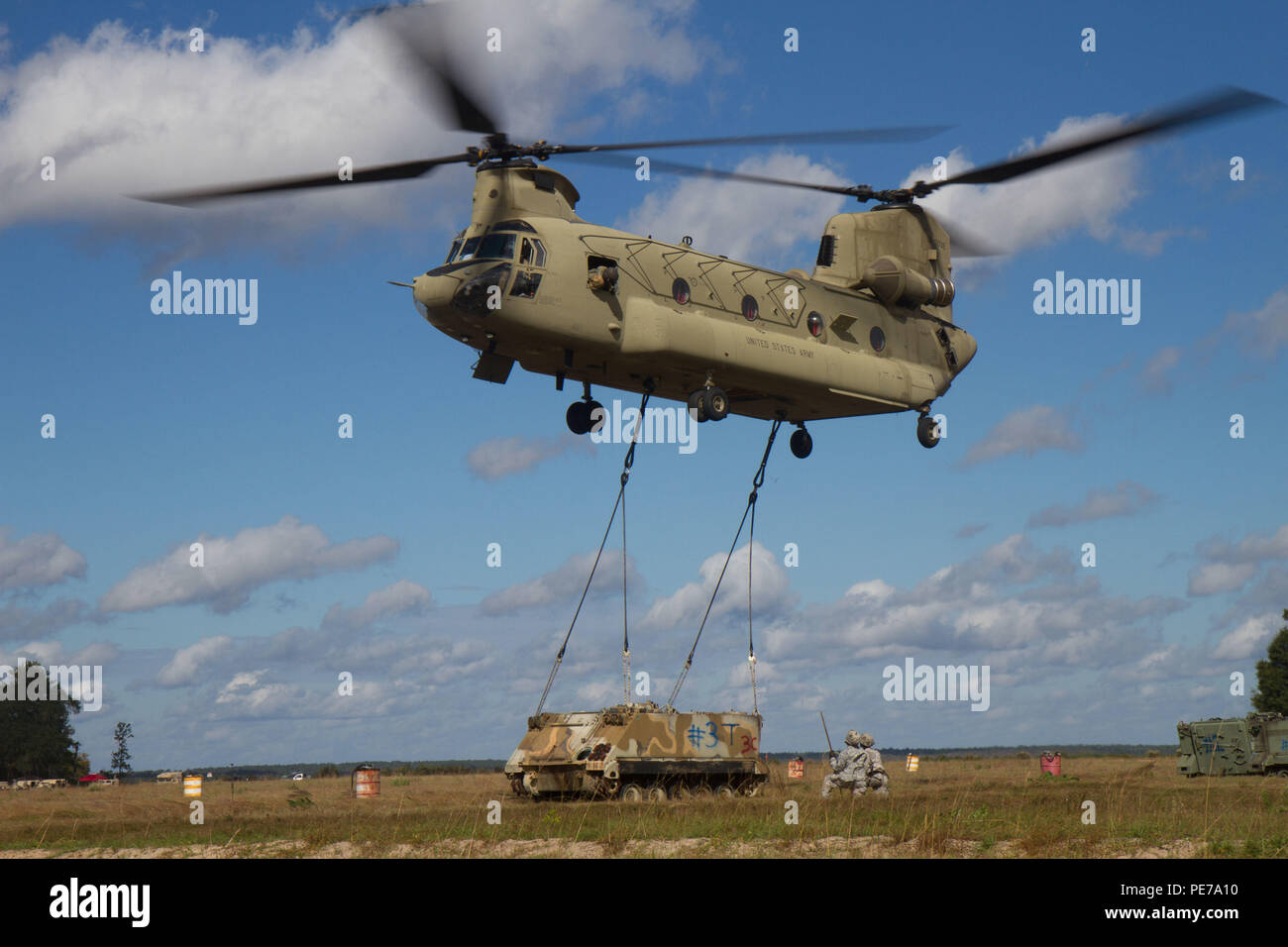 A CH-47 Chinook from 2nd Battalion, 3rd Aviation Regiment, 3rd Combat ...