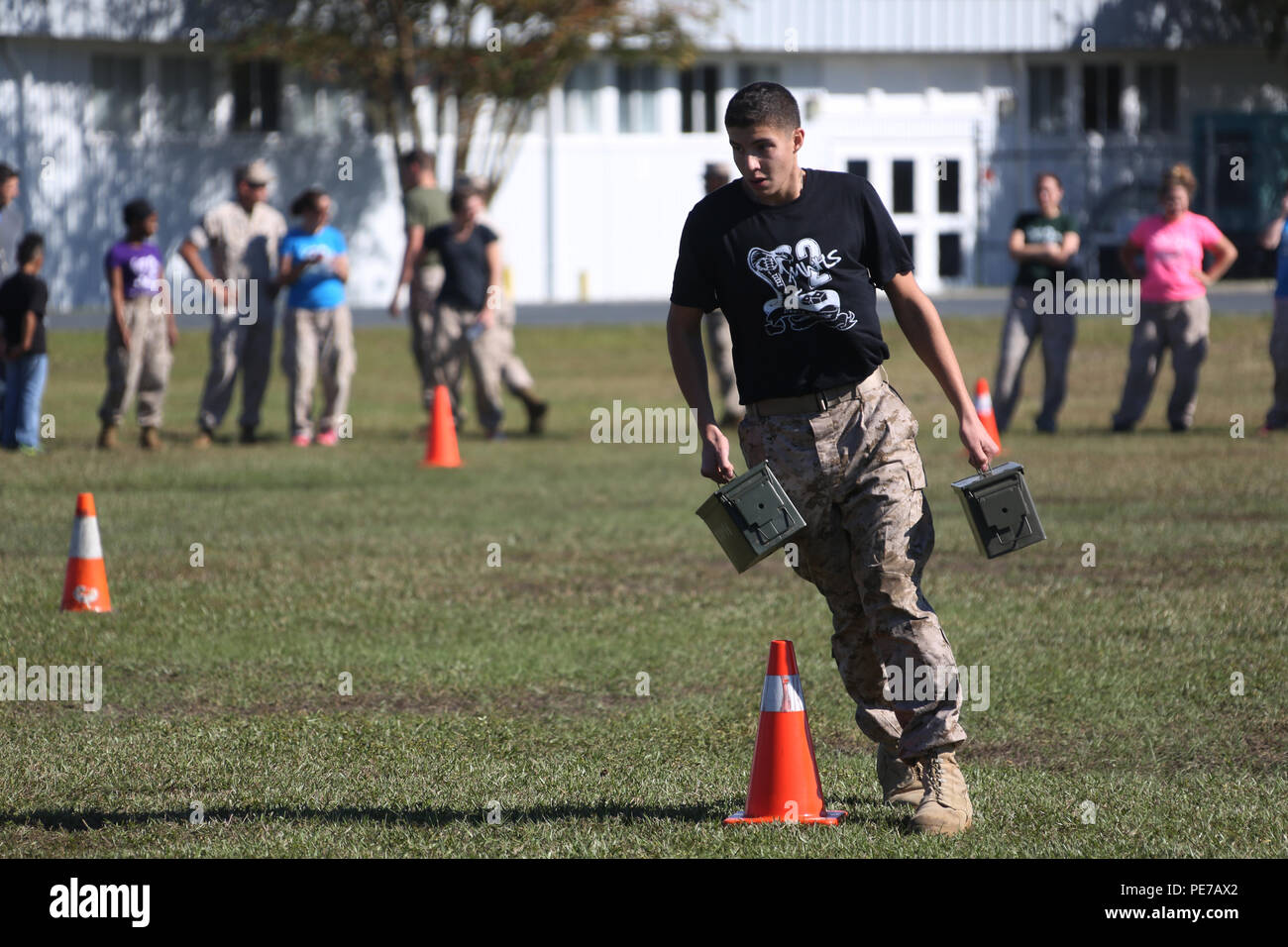 U s marine corps family hi-res stock photography and images - Alamy