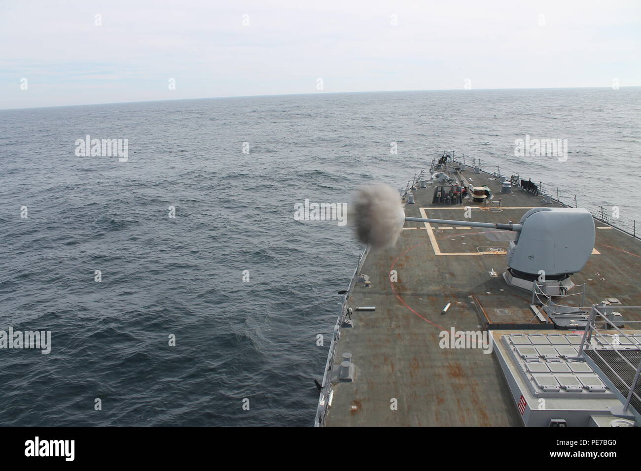 54 caliber mark 45 hi-res stock photography and images - Alamy