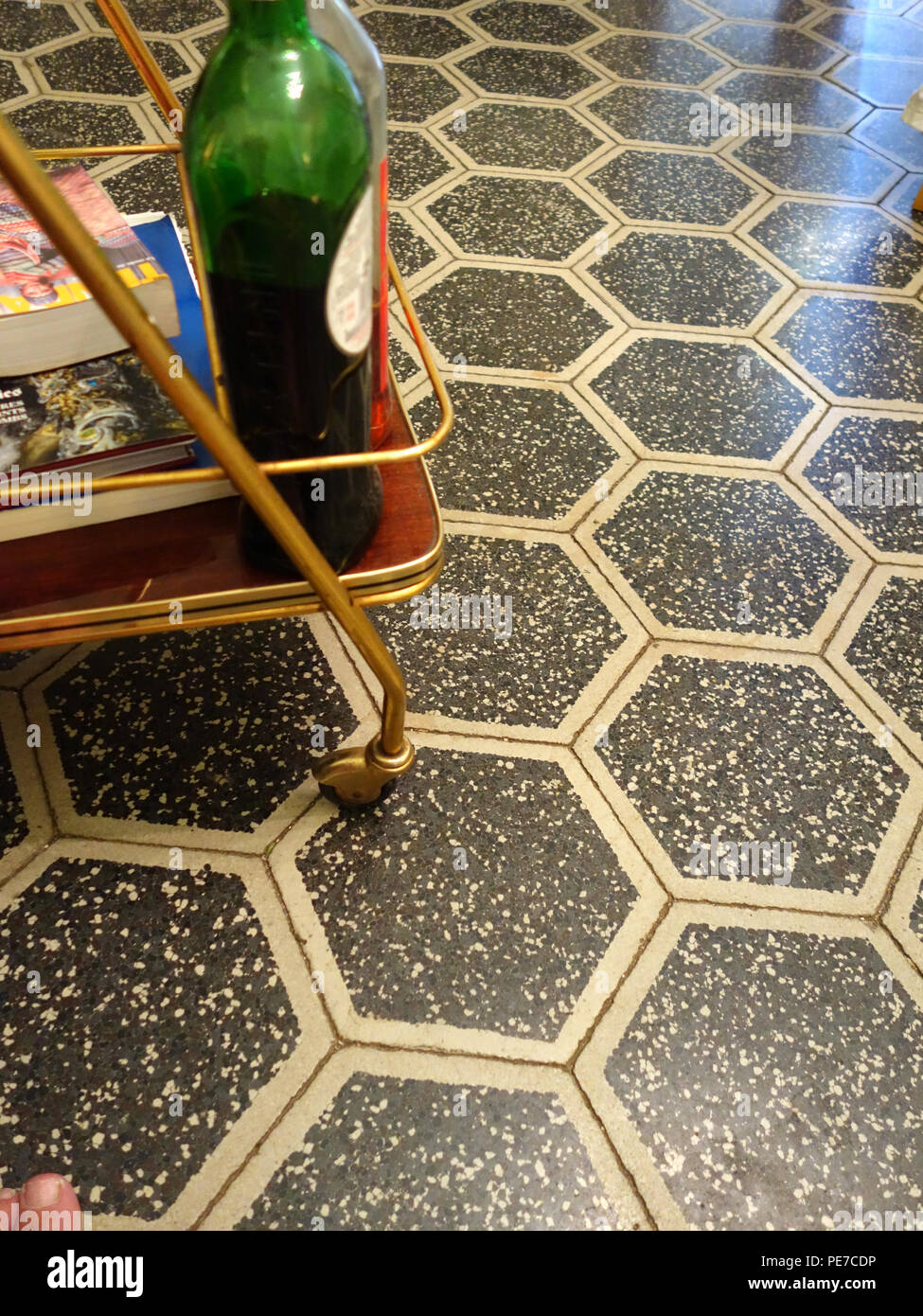 Antique floor tiles hi-res stock photography and images - Alamy