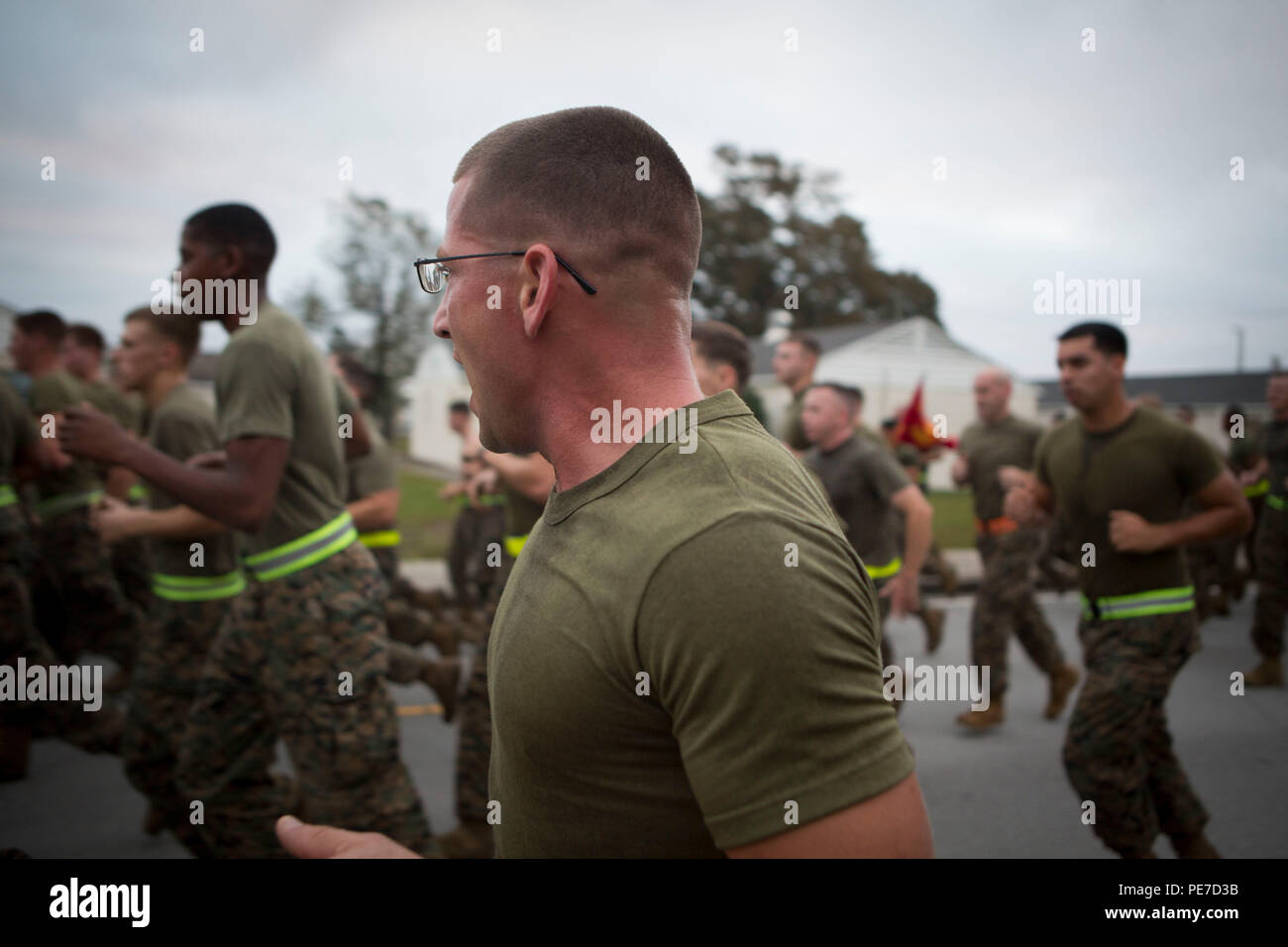U.S. Marine Staff Sgt. Dustin B. Sandoz, a Combat Instructor with the ...