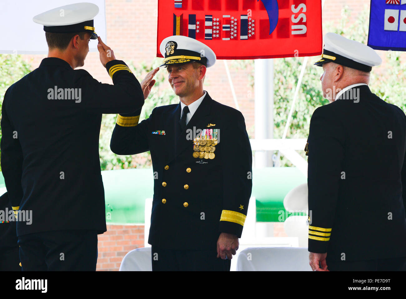 Naval submarine support center hi-res stock photography and images - Alamy