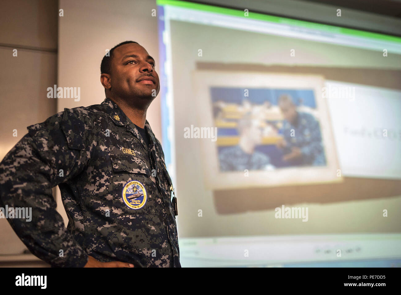 NEWPORT NEWS, Va. (Nov. 04, 2015) Chief Hospital Corpsman Brandon ...