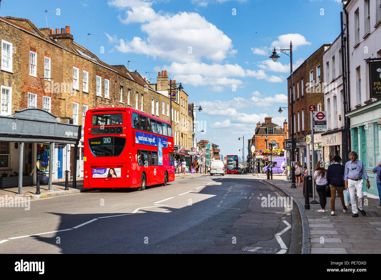 271 bus hi-res stock photography and images - Alamy