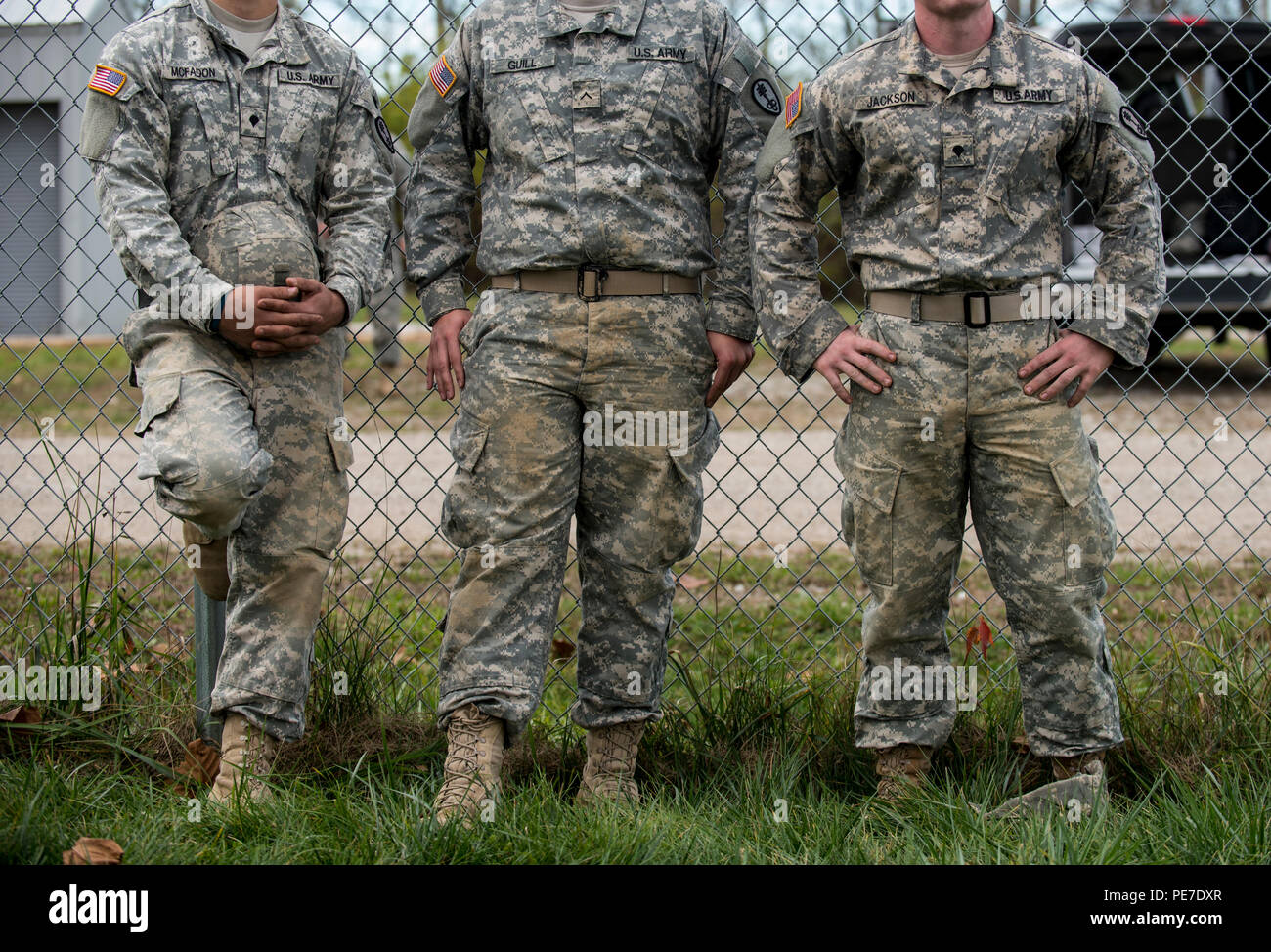 U.S. Army Reserve military police Soldiers from various Midwest states ...