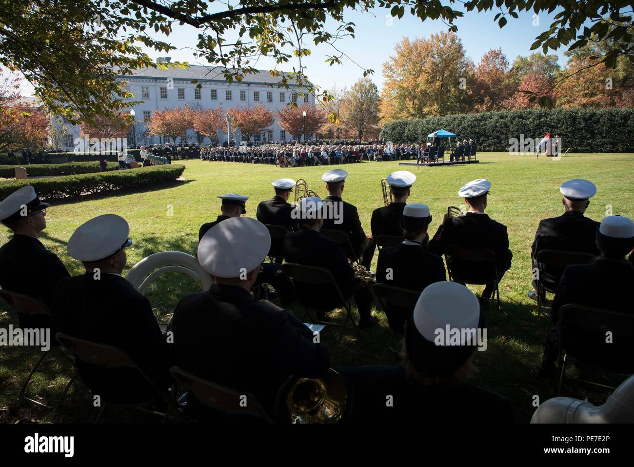 151104-N-AT895-189 WASHINGTON (Nov. 4, 2015) Chief of Naval Operations ...