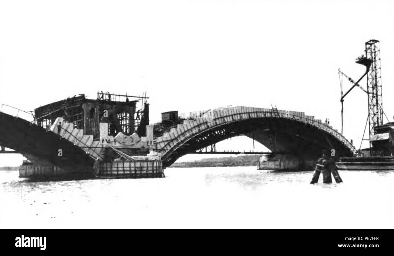 Arlington Memorial Bridge - pier facing and construction of ...