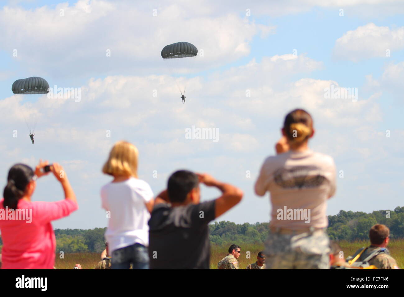 Family and Veterans of the 5th Special Forces Group (Airborne), watch ...