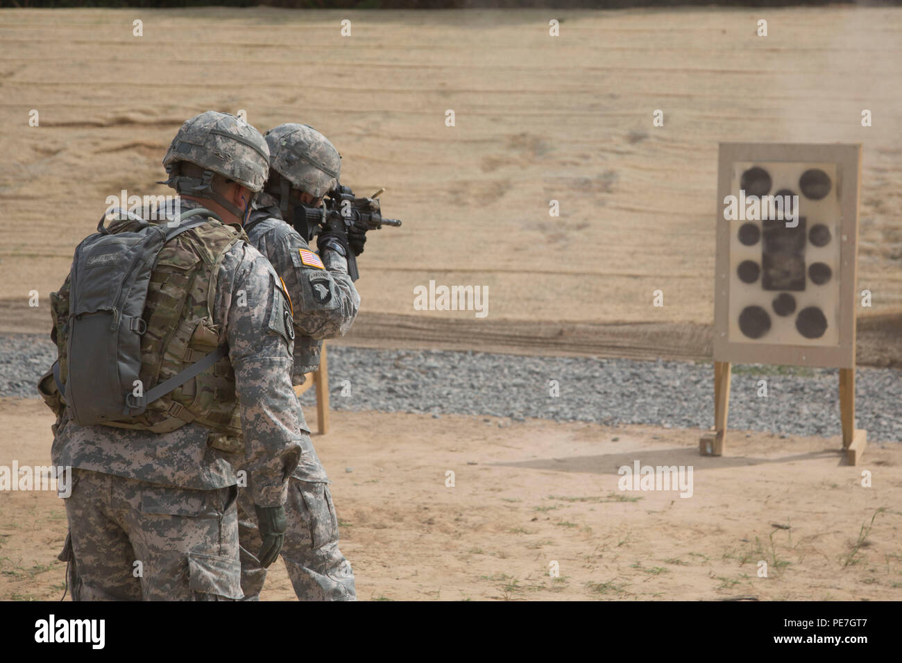 U.S. Soldiers assigned to the 55th Signal Company (Combat Camera ...