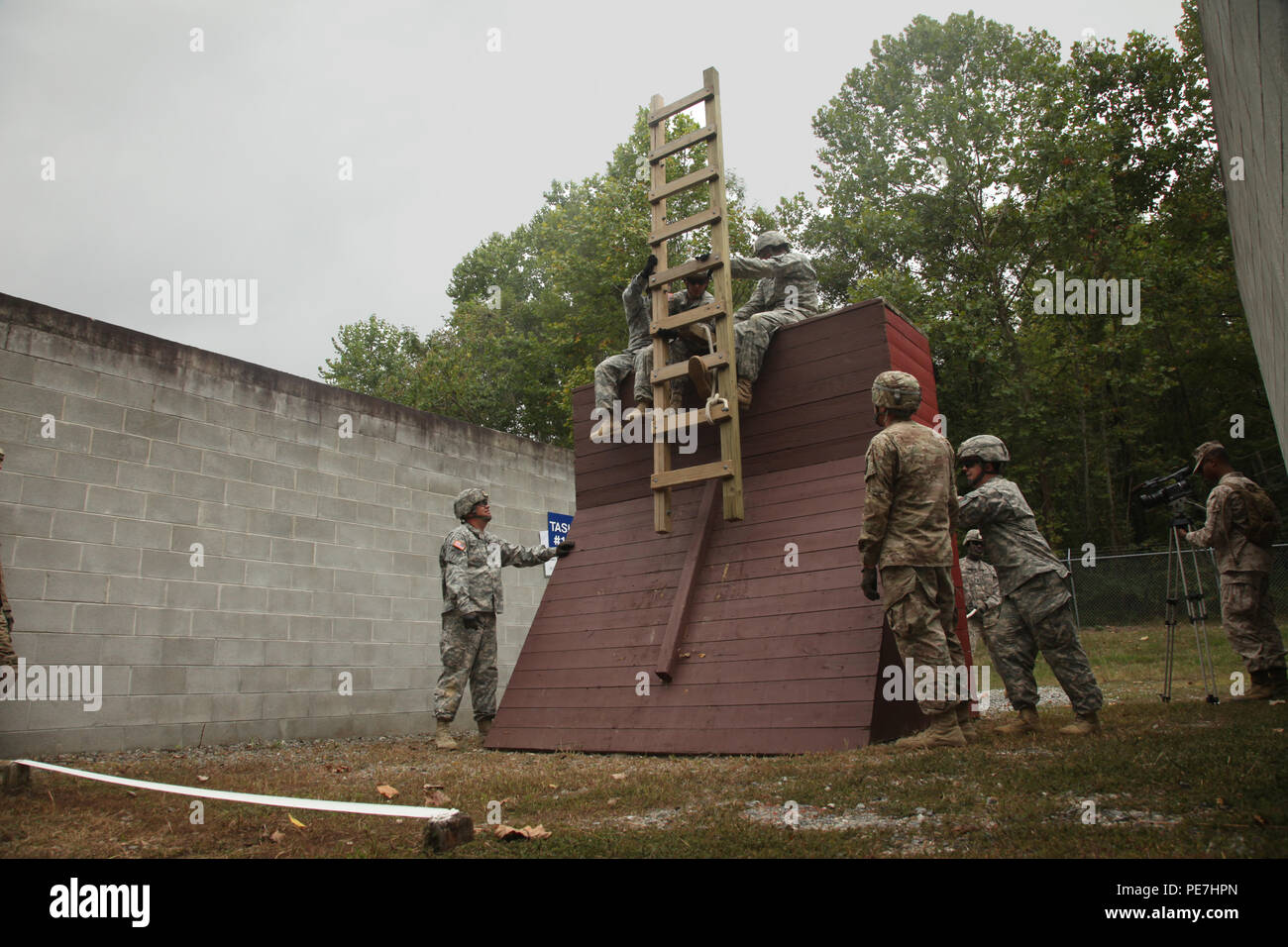 U.S. Soldiers assigned to 55th Signal Company (Combat Camera), maneuver ...