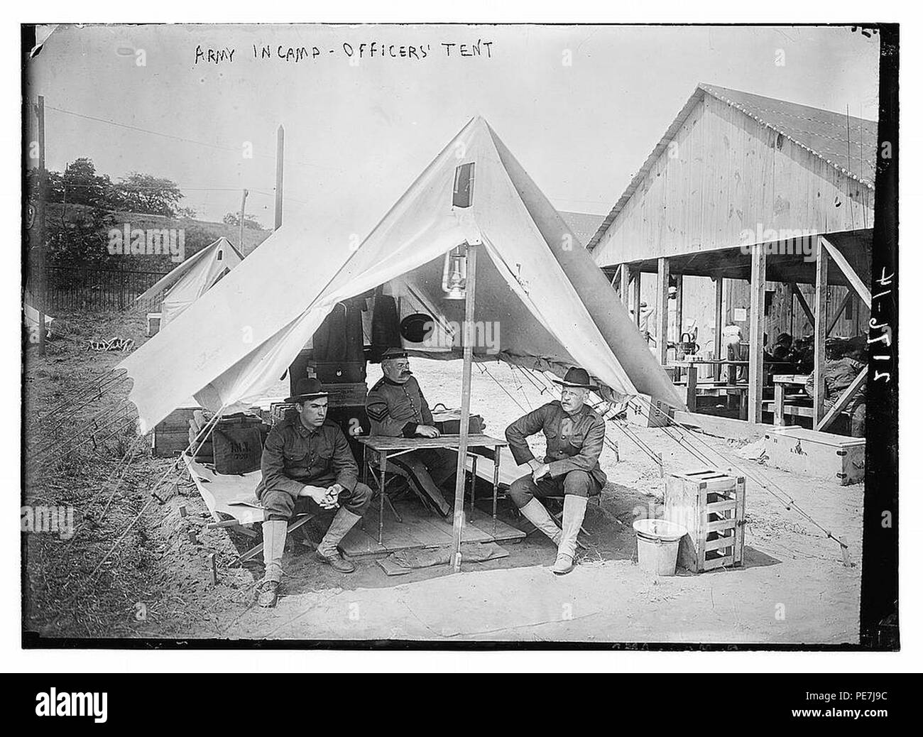 Officers tent hi-res stock photography and images - Alamy