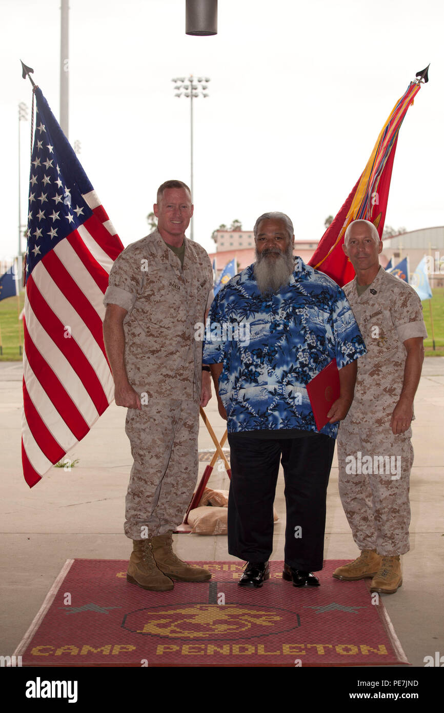 U.S. Marine Corps Brig. Gen. Edward Banta, left, Commanding General ...